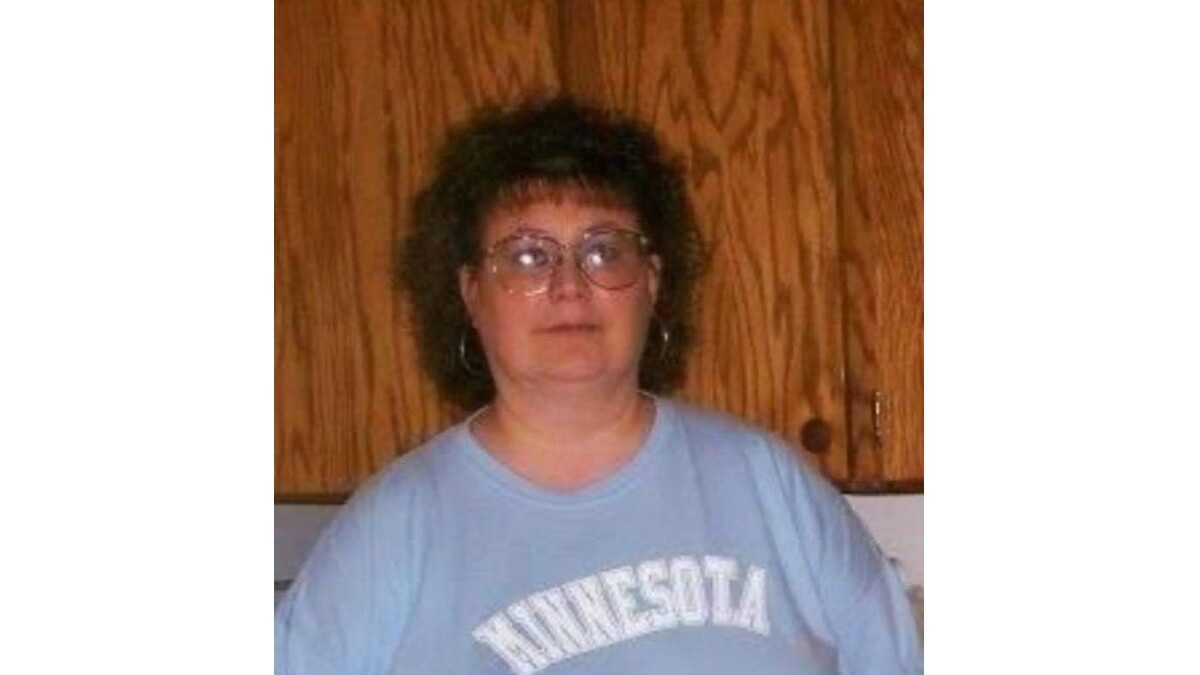 Sharon Fuchs - DakotaObits.com